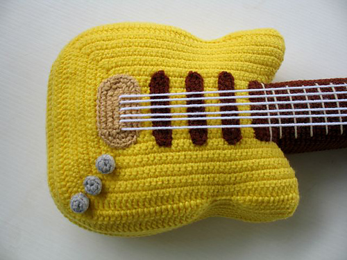 Ravelry: ELECTRIC GUITAR pattern by Sky Magenta