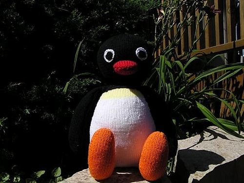 Ravelry: Pingu pattern by Alan Dart