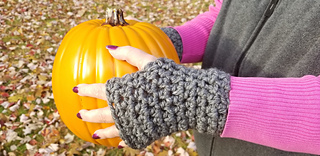 Ravelry: Gorham Fingerless Gloves pattern by Sheri-Lynn Fournier