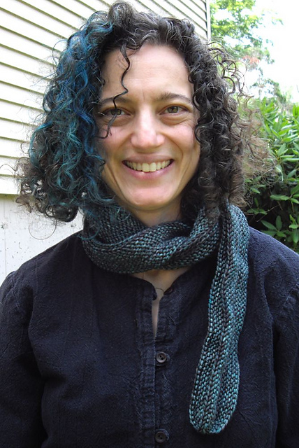Ravelry: Y x I skinny scarves pattern by sarah-marie belcastro