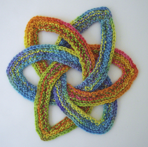 Ravelry: Torus Knots and Links pattern by sarah-marie belcastro