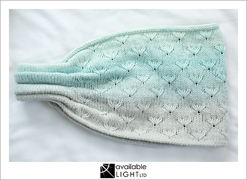 Ravelry: Concertina Cowl pattern by handmade by SMINÉ