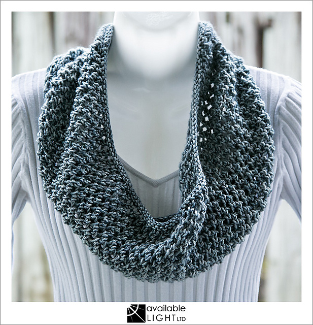 Ravelry: Chainmail Cowl (add-on for Concertina Cowl) pattern by ...
