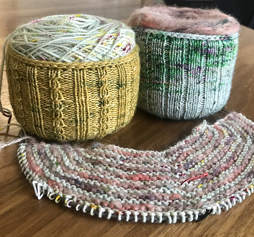 Ravelry: Yarn Cozy Lite (Knit) pattern by Knitty Natty