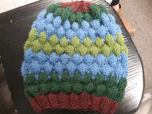 Ravelry: Bubble Beanie Hat pattern by Kristen McDonnell