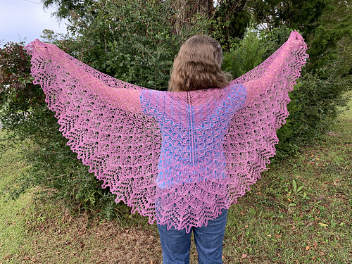 Ravelry: A Garland of Roses pattern by a catnach