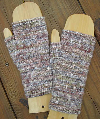 Ravelry: Flecktone pattern by Susan Moskwa