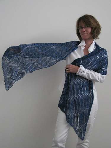 Ravelry: MagicWaves pattern by Kieran Foley