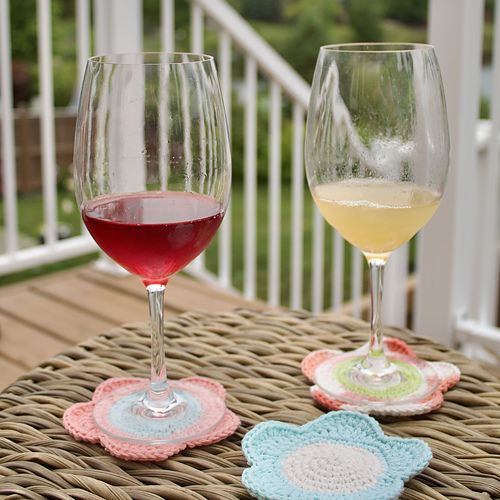 Ravelry: Summer Bloom Coasters pattern by Knits by Sophie