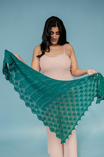 Ravelry: Heliotropic pattern by Erica Sufka