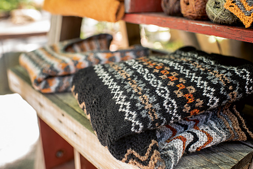 Ravelry: Vair pattern by Gudrun Johnston