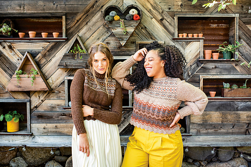 Ravelry: Vair pattern by Gudrun Johnston