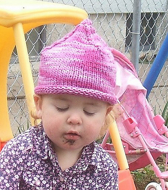 Ravelry: kids pointy hat pattern by shellee floyd