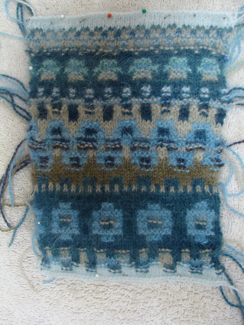 Ravelry: soupdaloup's Blue Shimmer Yoke Sweater