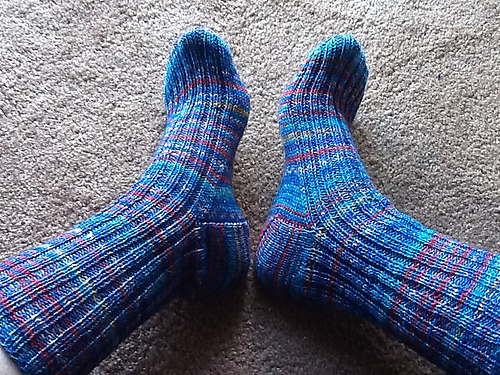 Ravelry: Extra Large Socks for Swollen Feet pattern by Stacie Strickland
