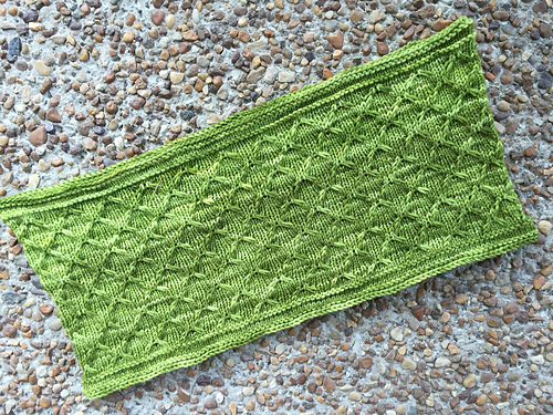 Ravelry: Junie Marie Cowl pattern by Karen Troyer Ladman