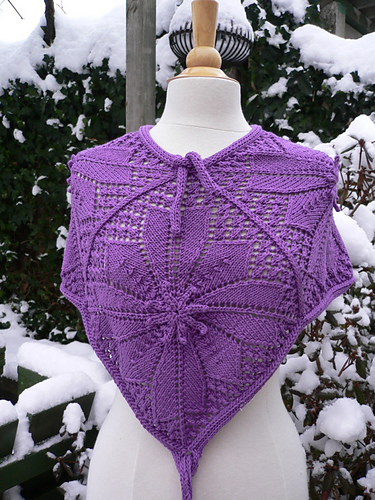 Ravelry: Magical Two Way Capelet pattern by Nicky Epstein