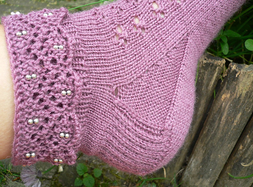 Ravelry: Beaded Lace Socks pattern by Miriam Tegels