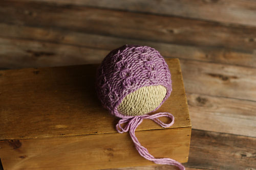 Ravelry: Clara Bonnet pattern by Three Birds Patterns