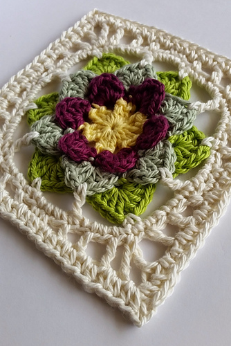 Ravelry: Fhool pattern by Shelley Husband