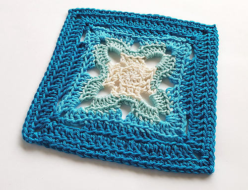 Ravelry: Andromeda pattern by Shelley Husband