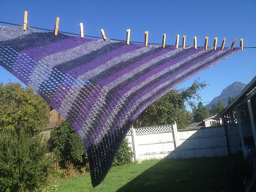 Ravelry: Wispy pattern by Annie Baker Designs