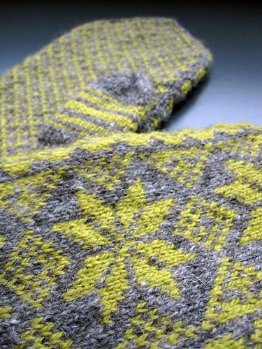 Ravelry: Finnish Mittens pattern by Tuulia Salmela
