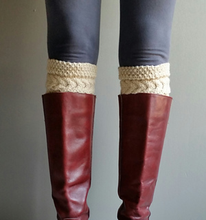Ravelry: Claw cable boot cuffs pattern by Twisted Fibers