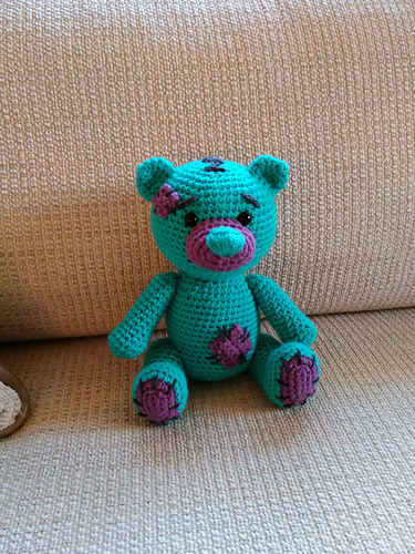 Ravelry: Tattered Ted pattern by Amy’s Crochet Cave