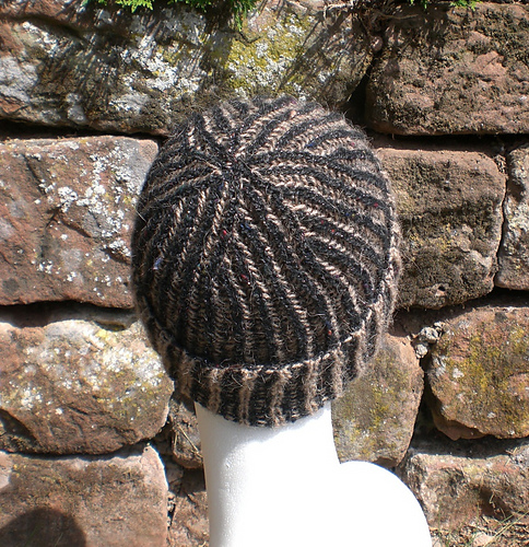 Ravelry: Basic Brioche Hat pattern by Stefanie Bold