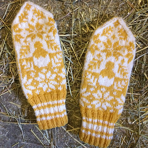 Ravelry: Lille kylling-vott // Little Chicken Mittens pattern by ...