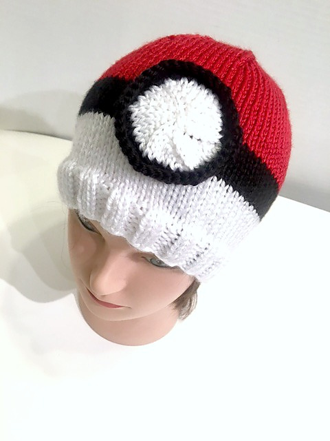 Ravelry: stellasknits' Poke Ball hat