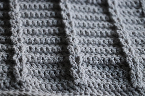 Ravelry: Jenevieve's Loop Blanket pattern by STEPHMADETHAT
