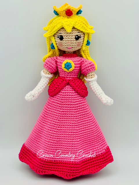 Ravelry: Princess Peach pattern by Stevie Hill