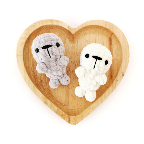 Ravelry: Seal pattern by Fay Lyth