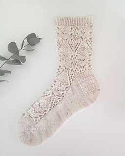 Ravelry: stitchesbyKristel's Ariel socks / testknit