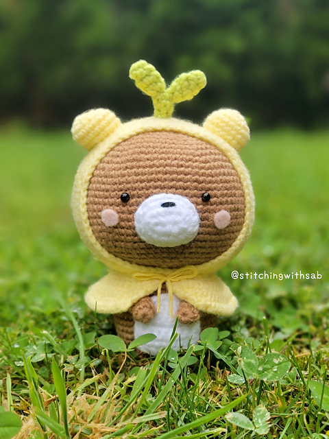 Ravelry: Berry The Bear pattern by Sabrina Gim