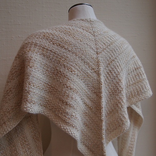 Ravelry: Linen Weave Triangle pattern by Susan Ashcroft