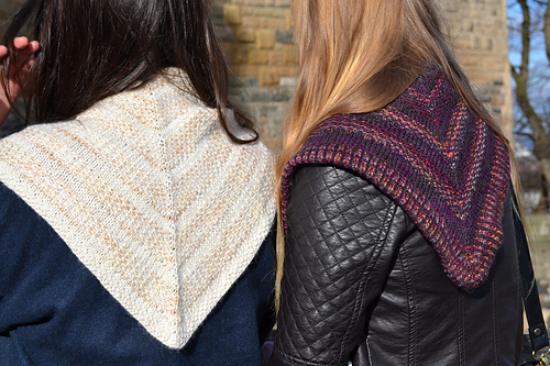 Ravelry: Linen Weave Triangle pattern by Susan Ashcroft
