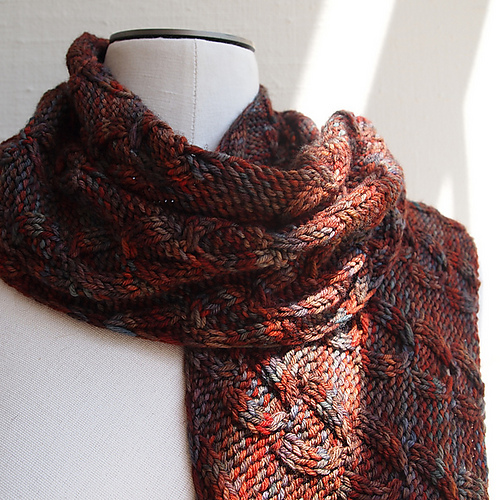 Ravelry: Canadian Maple Boomerang pattern by Susan Ashcroft