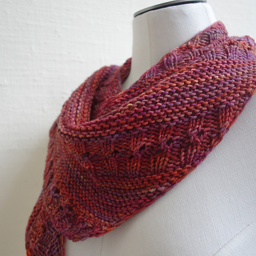 Ravelry: Knitshades (deadly ?) boomerang pattern by Susan Ashcroft