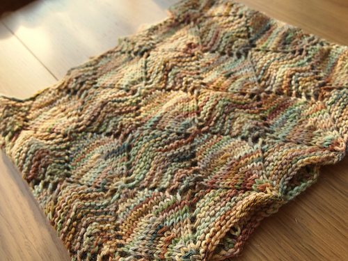 Ravelry: Leaf loop pattern by Susan Ashcroft