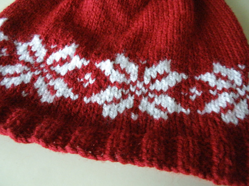 Ravelry: Snowflake slouchy beanie pattern by Siobhan Brown