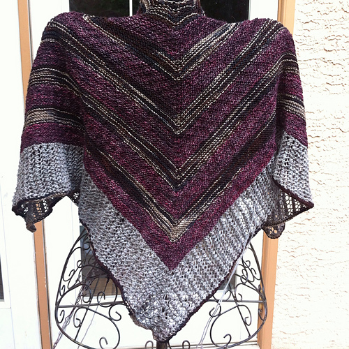 Ravelry: Rafu-Sen Shawl pattern by Susan Elizabeth