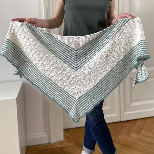 Ravelry: Saba Shawl pattern by Christina Körber-Reith