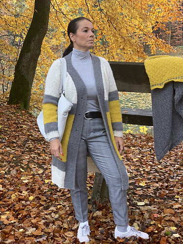 Ravelry: Tre Farger Cardigan pattern by Andrea Brauneis