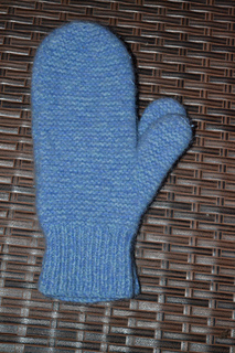 Ravelry: Felted mittens in garter stitches pattern by Heidi H.