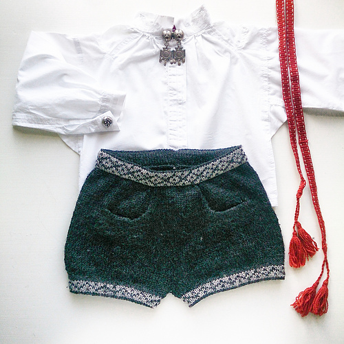 Ravelry: Bunadsshorts/Norwegian Shorts pattern by Tina Hauglund
