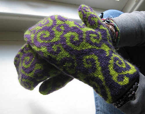 Ravelry: Doodle Mittens pattern by Suann Wentworth