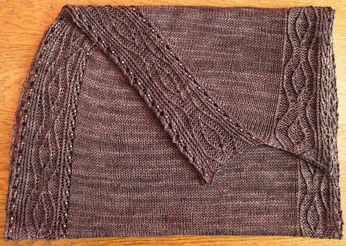 Ravelry: Banbha pattern by Knitterarium